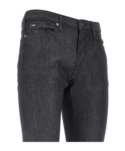 Emporio Armani J06 Slim-fit Jeans - Black