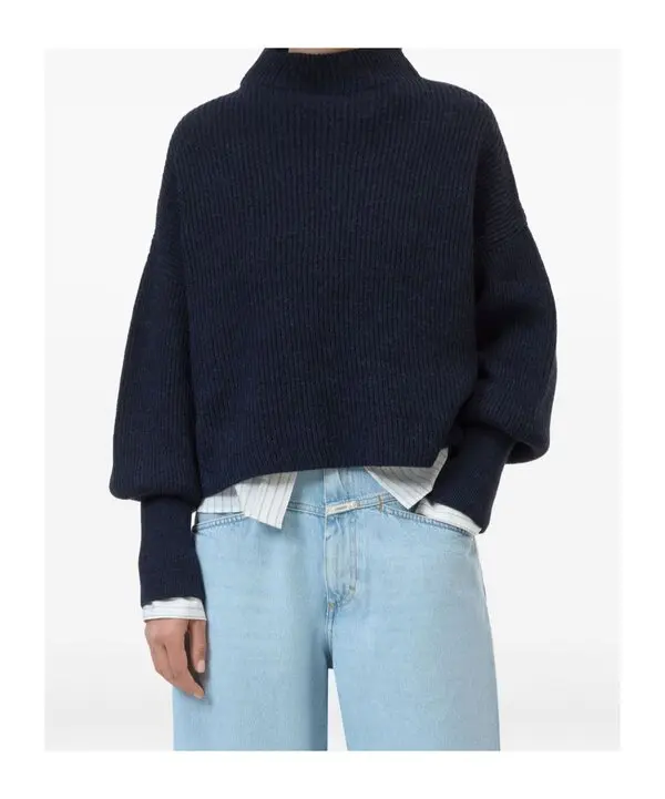 Closed Cuffed-sleeves Sweater