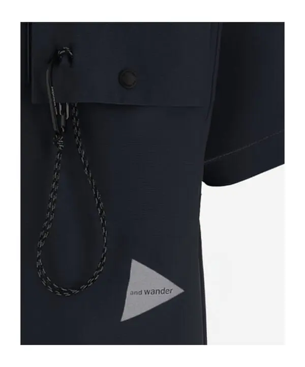 AND WANDER Collared Short-sleeved Shirt