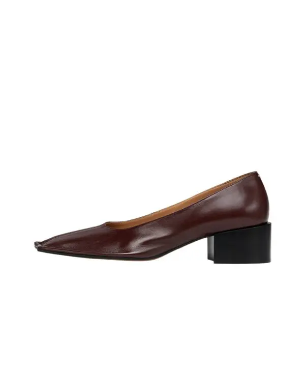 MAISON MARGIELA Piped Square Toe Block Heel Pumps - Adobe Brown