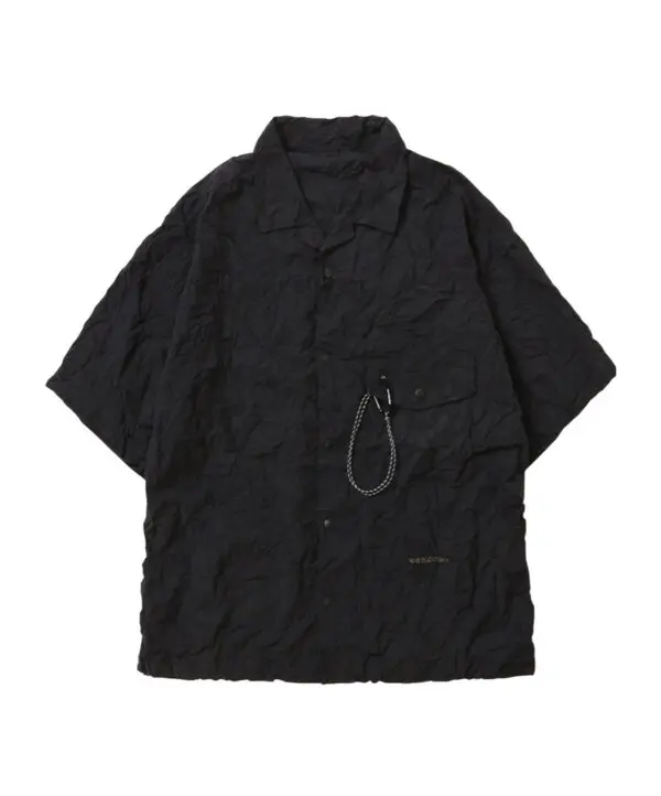 AND WANDER Pleated Short-sleeved Shirt