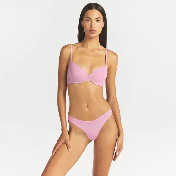 SKIMS T Shirt Bra | Pink | | Fits Everybody