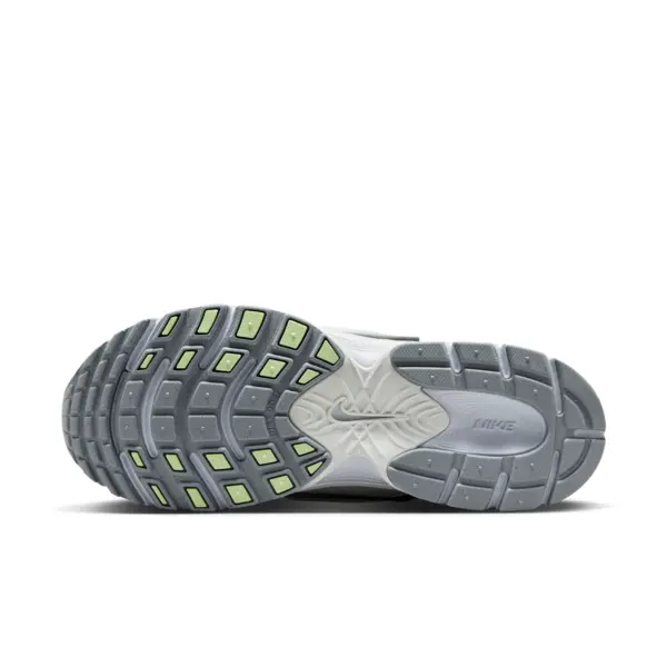 Nike V5 Rnr Shoes With Reflective Accents