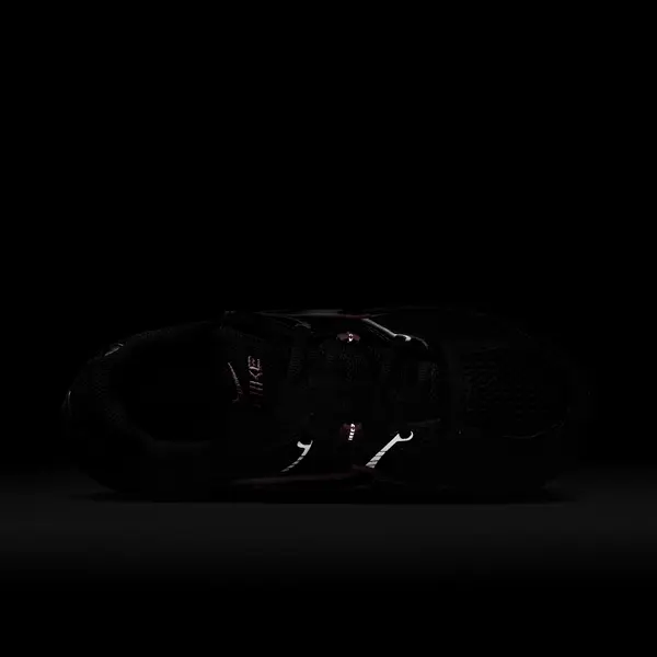 Nike V5 Rnr Shoes With Reflective Accents