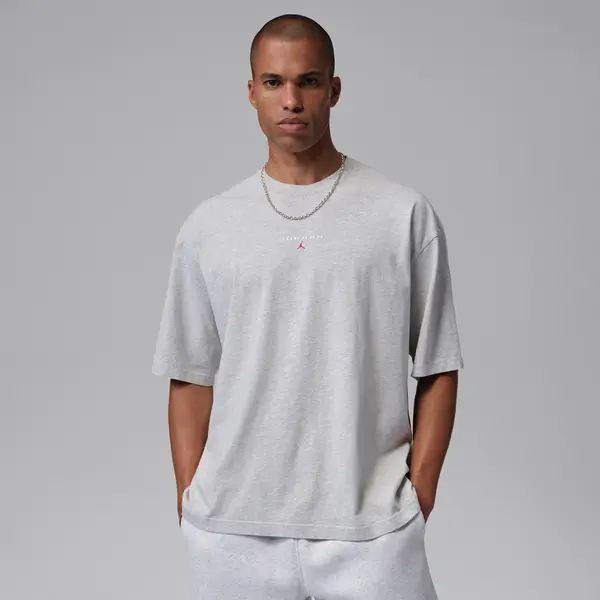 JORDAN Flight Essentials Oversized Patch T-shirt