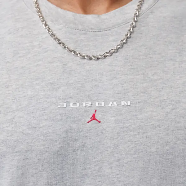 JORDAN Flight Essentials Oversized Patch T-shirt