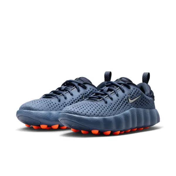 Nike Mind 002 Pregame Athletic Shoes