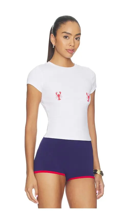 Superdown Trysta Baby Tee In White - Lobsters