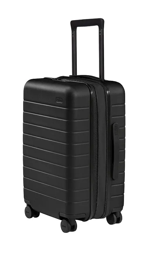 AWAY Carry On Flex In Black