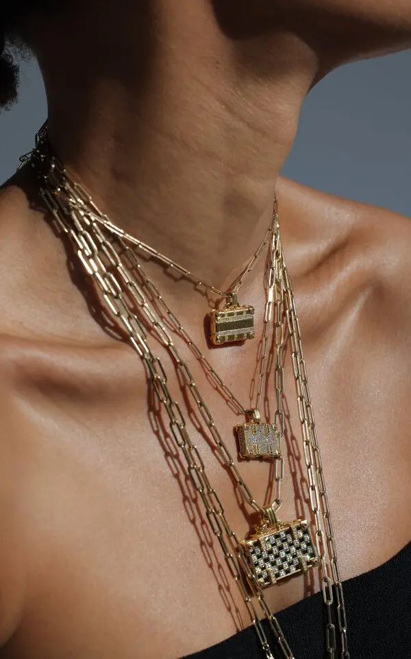 NEVERNOT 14k Yellow Diamond Suitcase Necklace