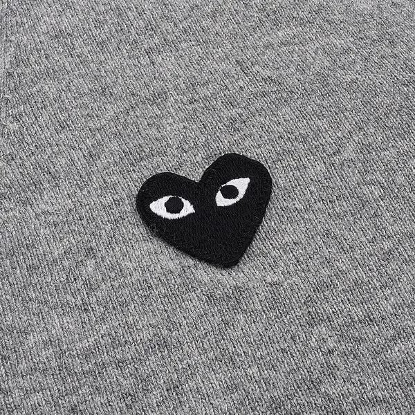 Play Comme Des Garcon Logo Patch V-neck Cardigan