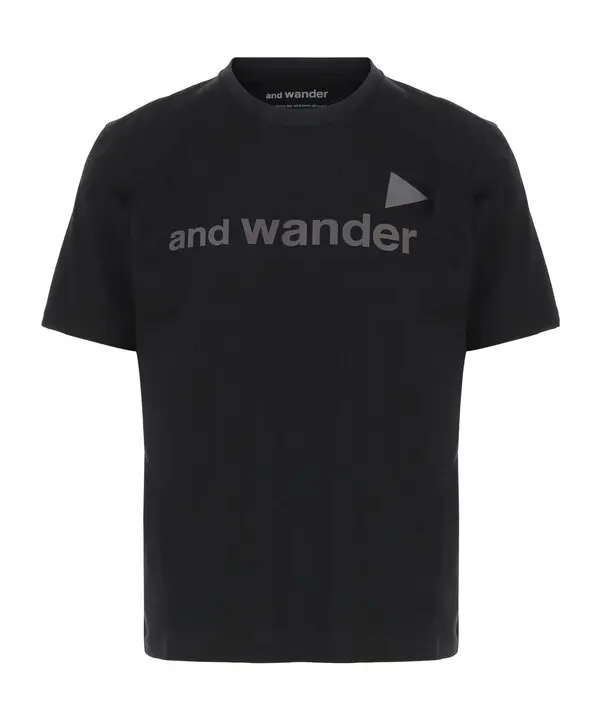 AND WANDER Logo Print T-shirt