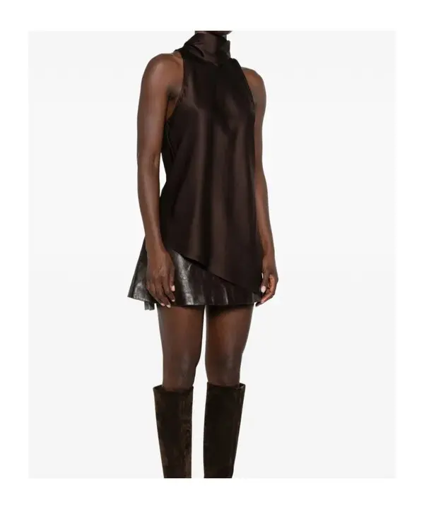 Brunello Cucinelli Asymmetric-hem Silk Top