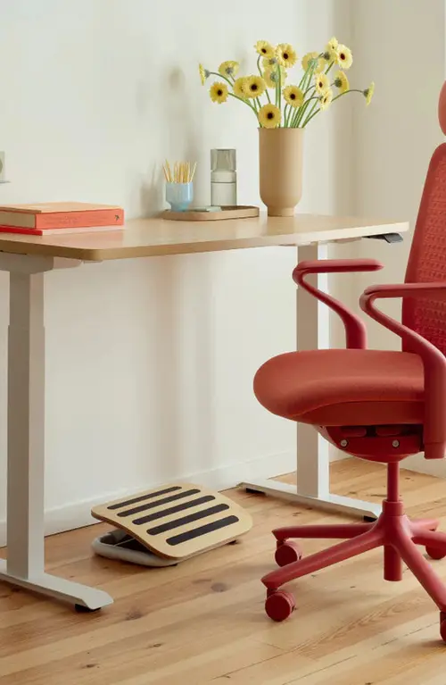 BRANCH Adjustable Footrest