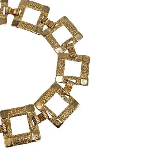 MADISON BEVERLY HILLS Vintage 1970s Goldtone Square Link Chain Belt