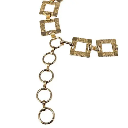 MADISON BEVERLY HILLS Vintage 1970s Goldtone Square Link Chain Belt
