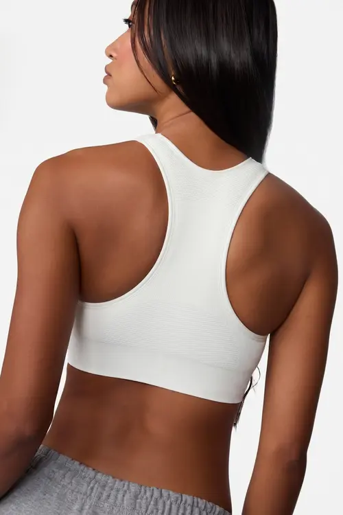 HARPER WILDE Seamless Racerback Sports Bra - White