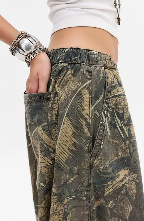 BDG URBAN OUTFITTERS Bobbi Camouflage Pants