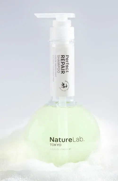 NATURELAB TOKYO Perfect Repair Shampoo