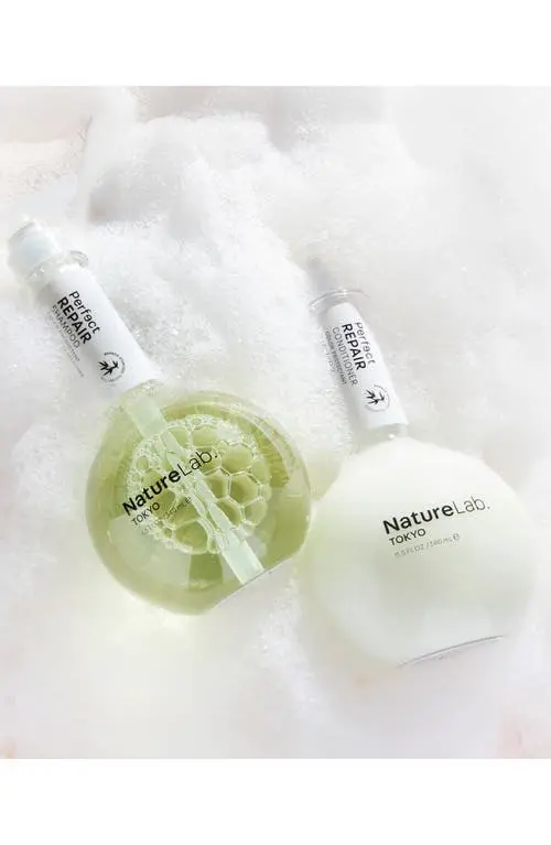 NATURELAB TOKYO Perfect Repair Shampoo