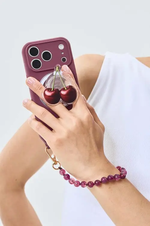 Cordée Cases Magnetic Phone Grip - Cherry