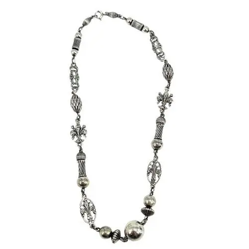 MADISON BEVERLY HILLS Sterling Silver Fleur-de-lis Station Necklace