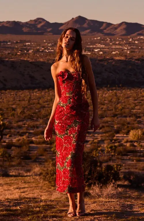 HELSI Victoria Sequin Floral Strapless Dress