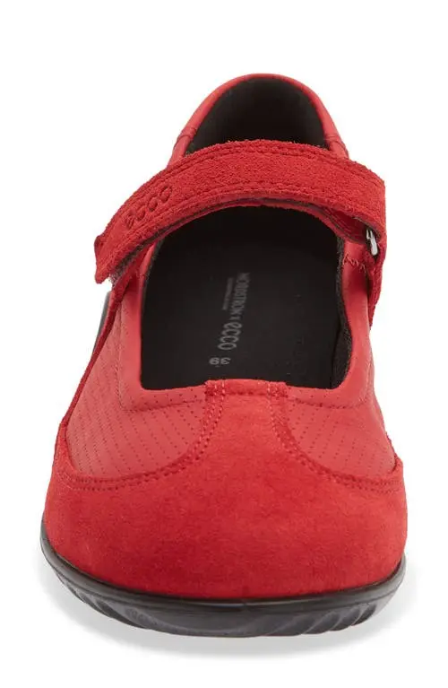 Ecco Vibration Ii Mary Jane Sneaker - 51183chili Red