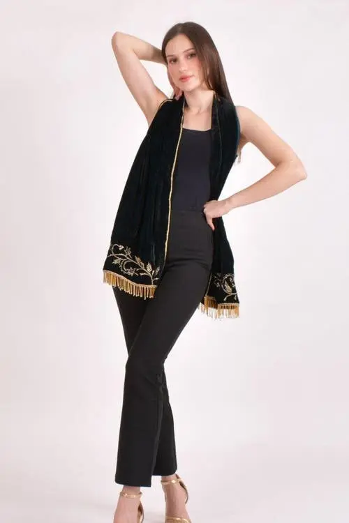 RAAS Zari & Cutdana Hand Embroidered Velvet Scarf