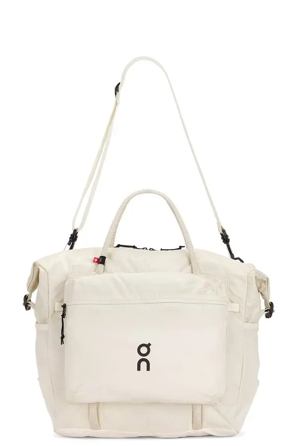 On Track Pack 35l Lite Travel Bag - Cream