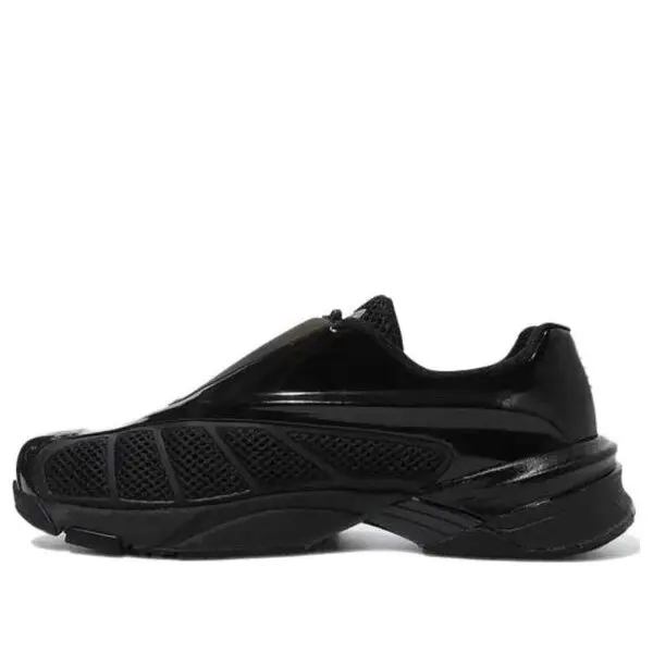FILA Replica 2002 Sneakers - Black
