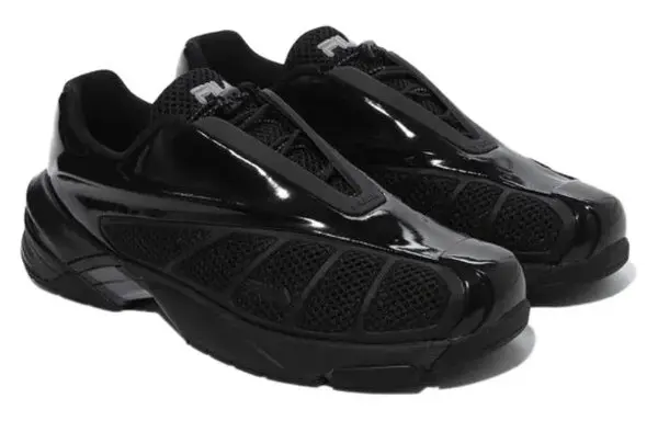 FILA Replica 2002 Sneakers - Black
