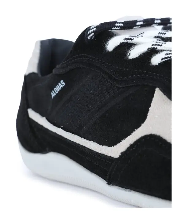 ALOHAS Contrast Panel Low-top Sneakers