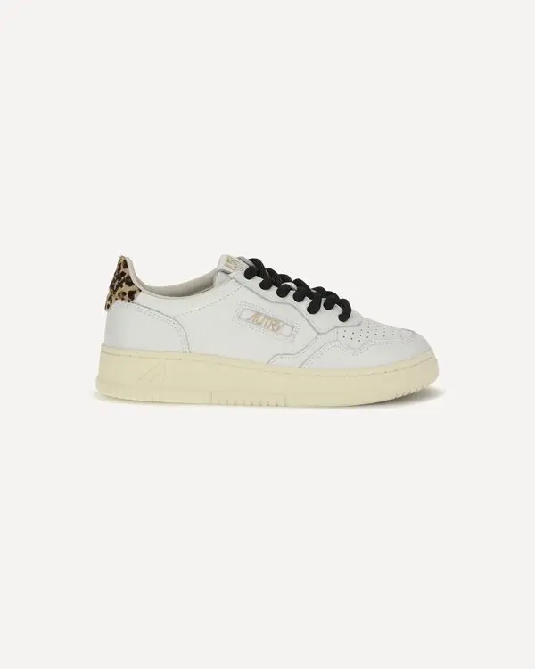 AUTRY Medalist Low Leather Sneakers With Leopard Detail - White