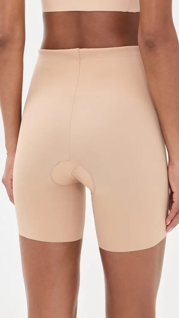 HONEYLOVE Superpower Mid-waist Shorts