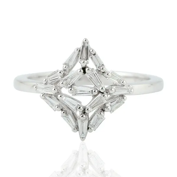 ARTISAN Baguette Diamond Geometric Star Ring In 18k Gold