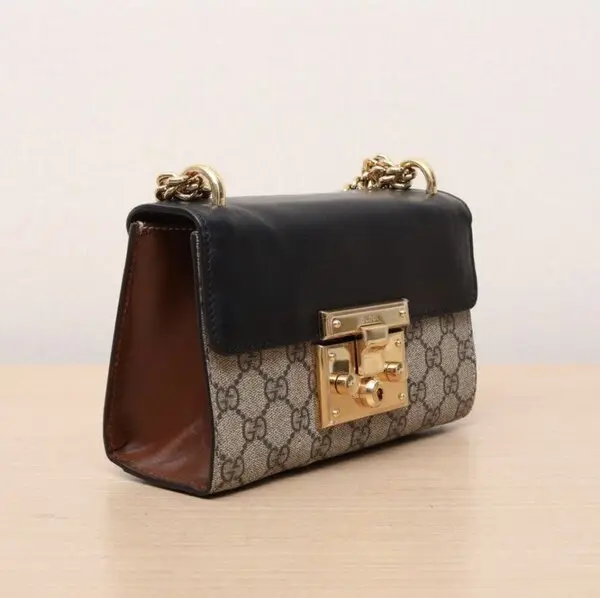 Gucci Padlock Gg Supreme Shoulder Bag - Brown