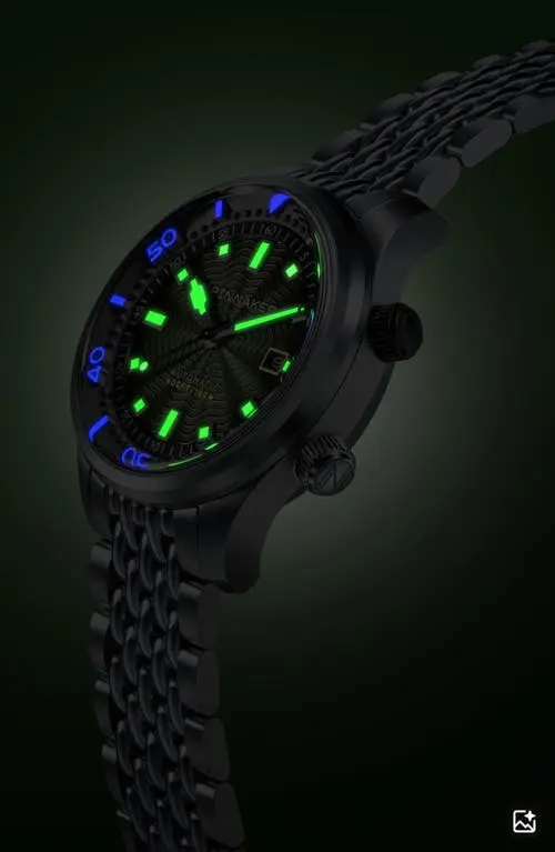 SPINNAKER Bradner Automatic Diver Watch With Stainless Steel Bracelet