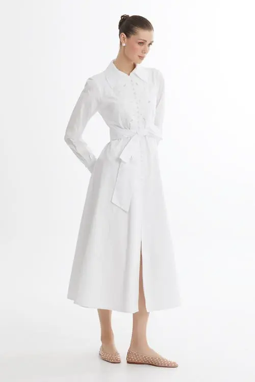GIZIA Embroidered Detail Midi Dress