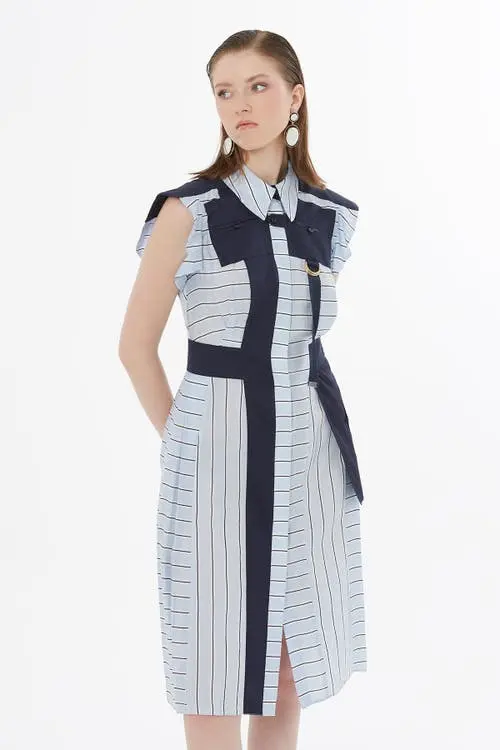 GIZIA Buckle Detail Unlined Dress