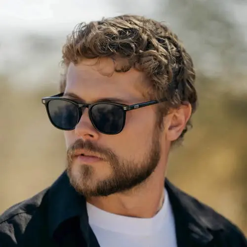 WMP EYEWEAR Nick51mm Polarized Rounded Square Sunglasses - Black