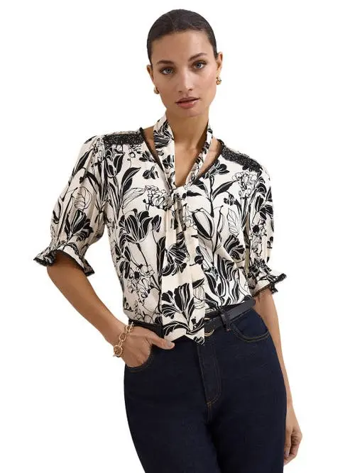 PHASE EIGHT Aisra Lace Trimmed Blouse - Black/ivory