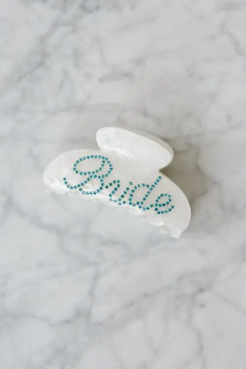 UNTAMED PETALS Something Blue Bride Crystal Claw Clip - White