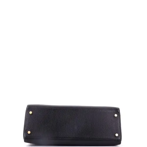 Hermès Kelly Handbag Ardennes With Gold Hardware 32
