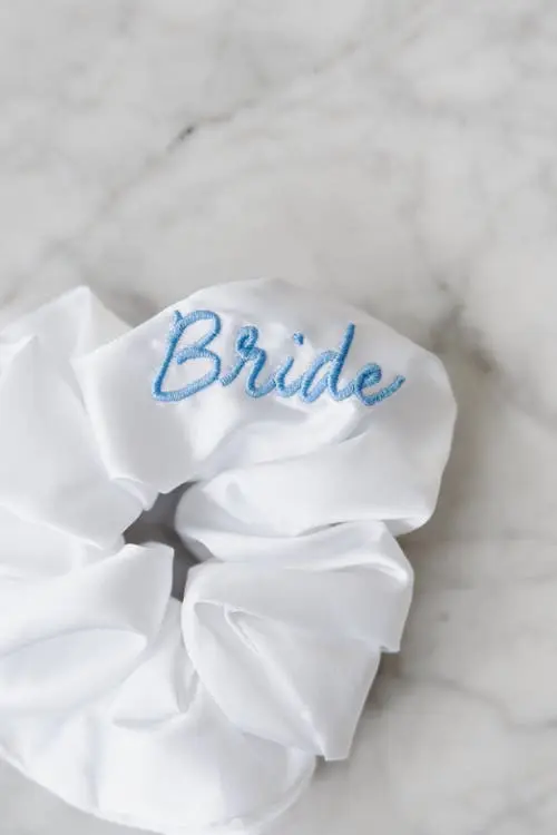 UNTAMED PETALS Bride Scrunchie