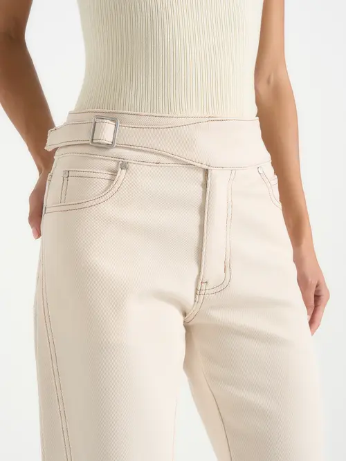 Manière De Voir Loane Twisted Leg Jeans With Waist Adjuster - Cream