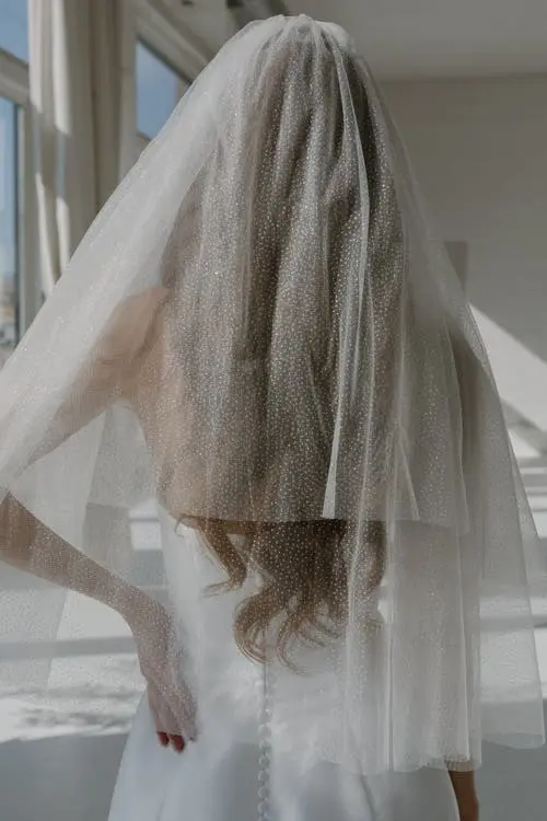 UNTAMED PETALS Last Disco Mini Veil