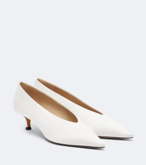 Le Monde Beryl Babouche Satin Pumps - White