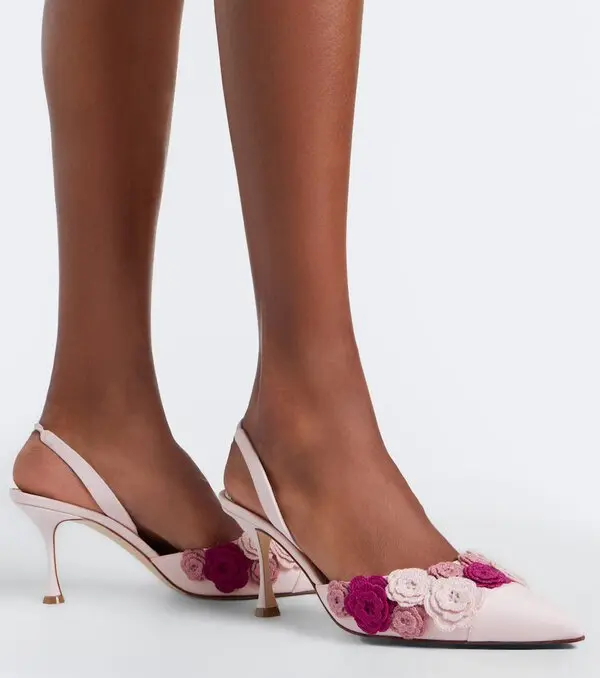 Manolo Blahnik Floral-appliqué Slingback Pumps - Pink