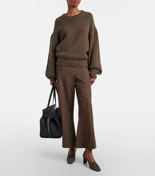 Khaite Gemma Oversized Cashmere Sweater